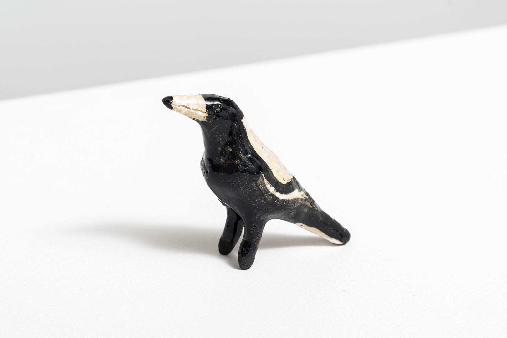 Ceramic Magpie – JamFactory