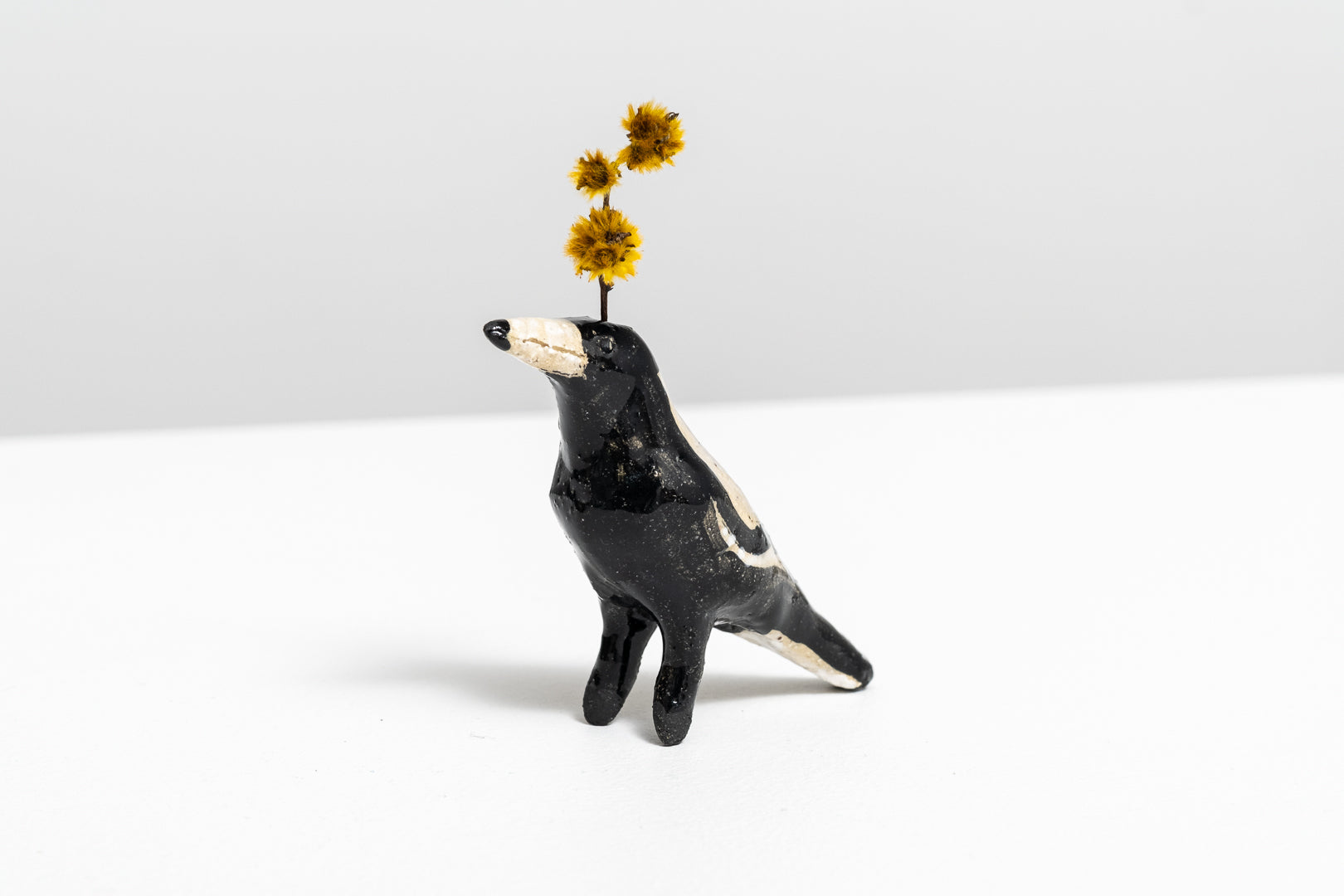 Ceramic Magpie – JamFactory