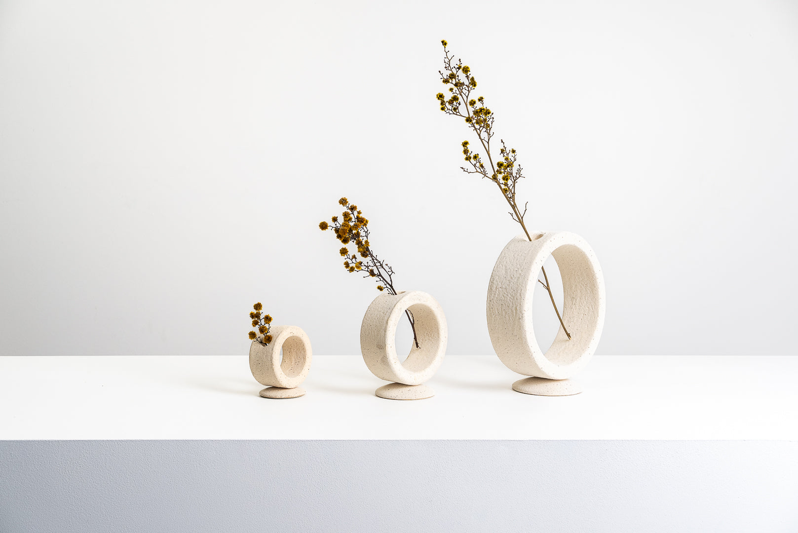 Ring Vase – JamFactory